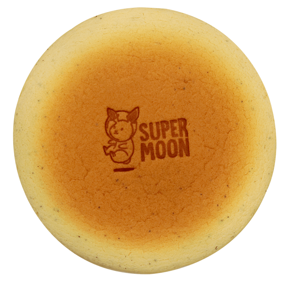 Japanese Style Cheesecake Mississauga | Supermoon Cakes Newmarket